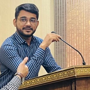 Muhammad Hammad Khan - Eloquens